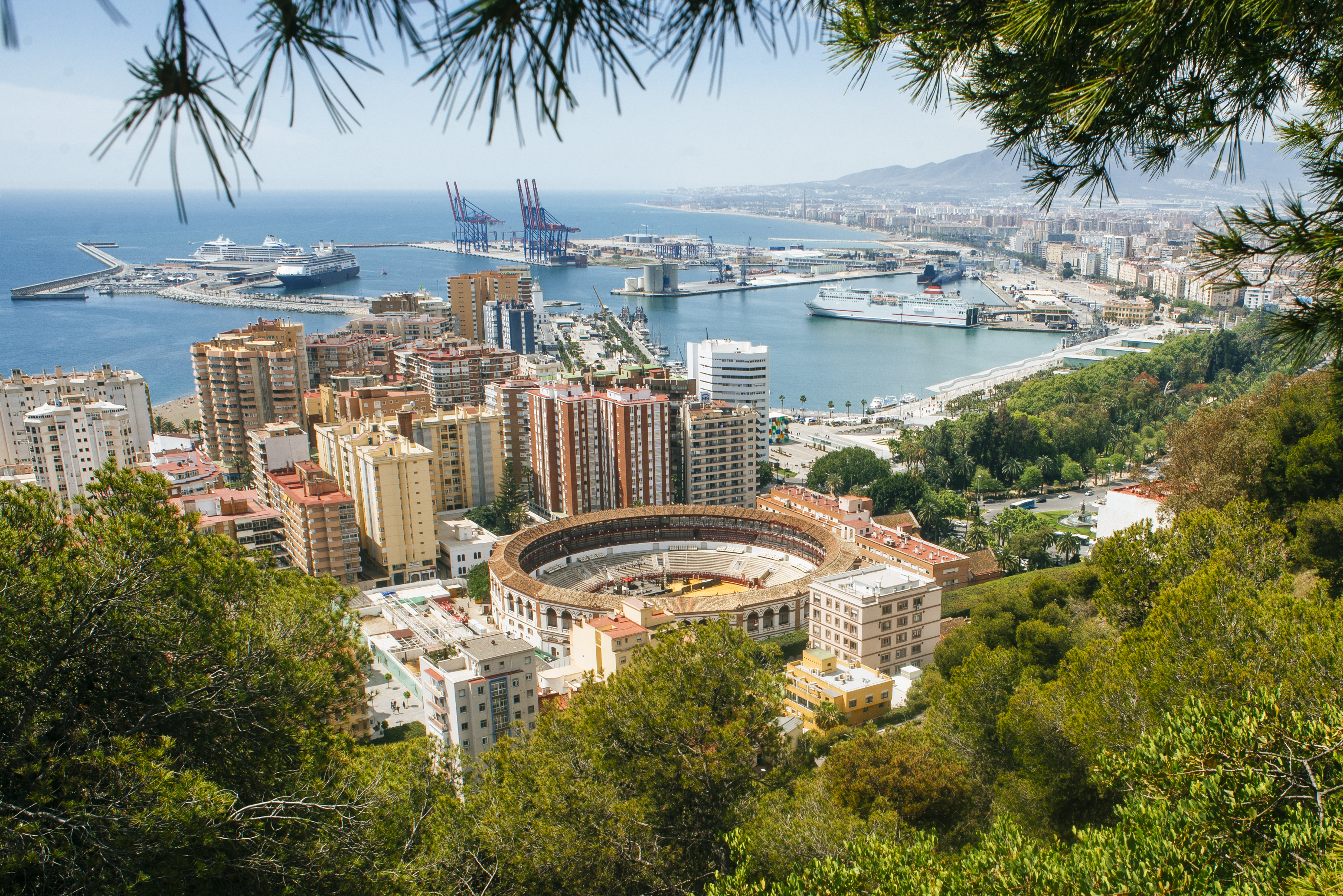 Flüge nach Malaga | LOT.com